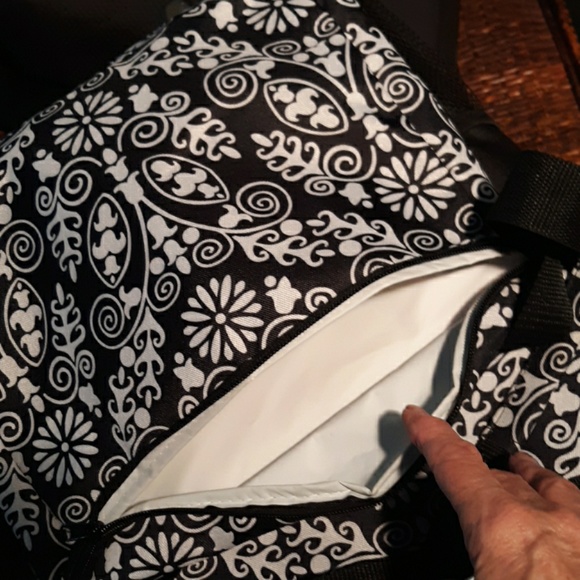 thirty-one | Bags | Thirtyone Rolling Tote 2x14x14 | Poshmark